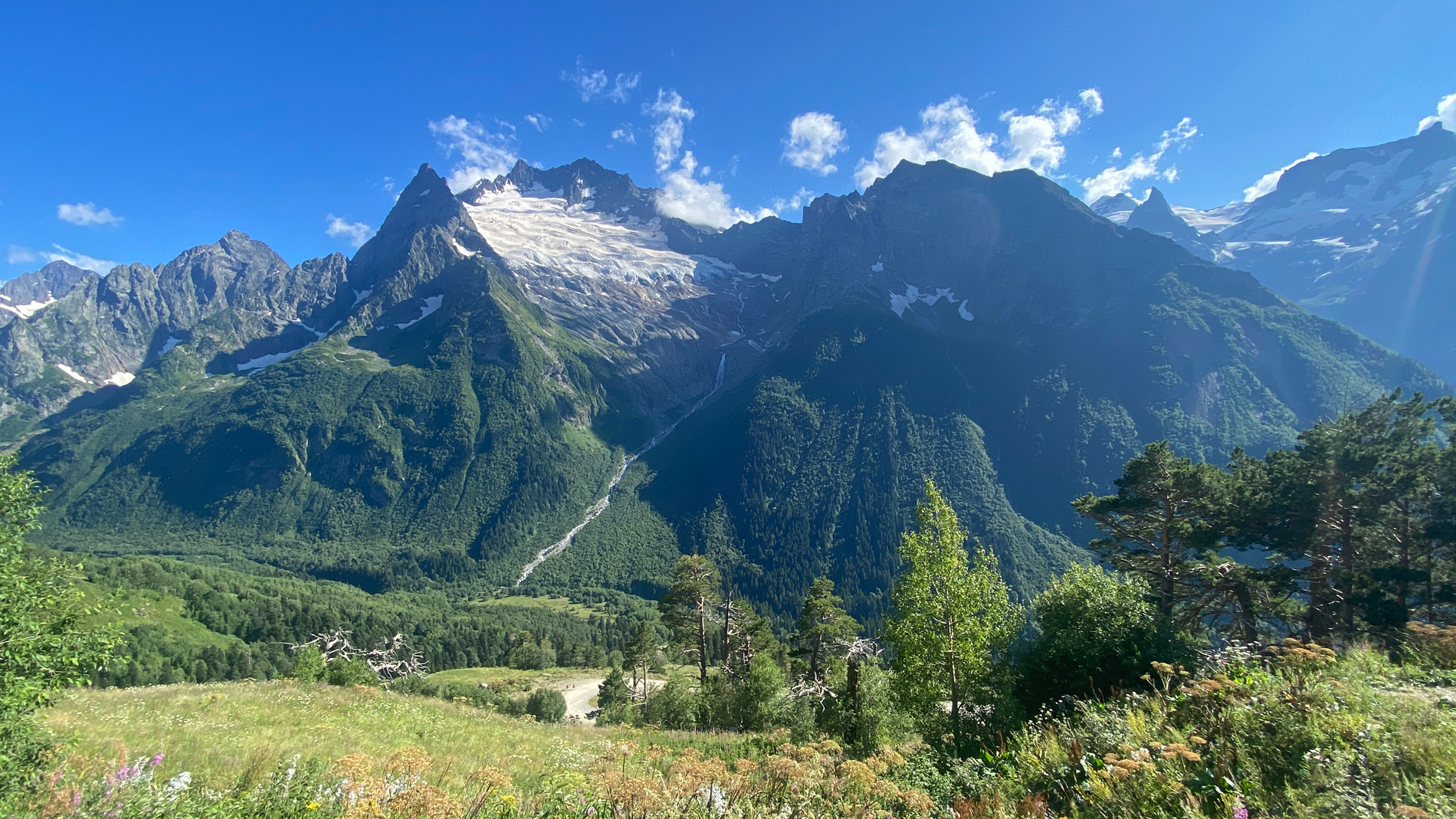 Dombay Trekking Tour · tours & trips · Tripsider.com